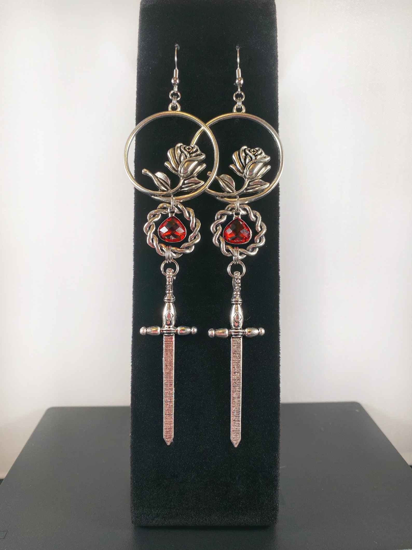 Memento Mori: Medieval Renaissance Sword Dagger Rose Flower - Etsy