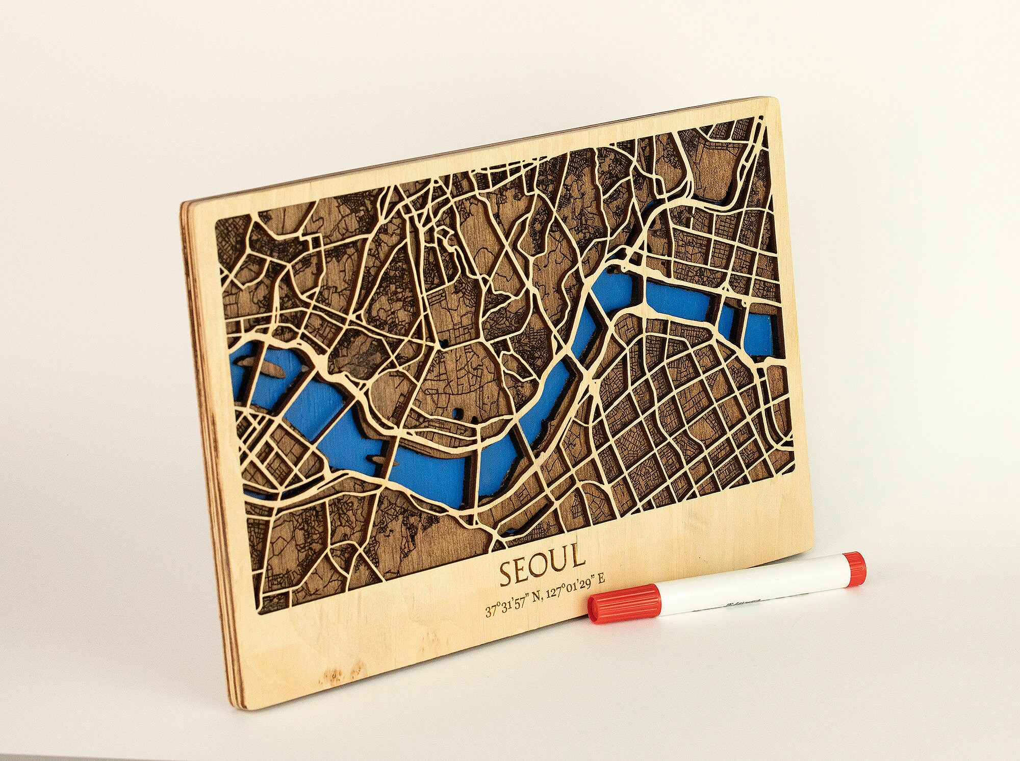 Mapa de madera de Seul / Mapa de la ciudad en 3D / Recortes de calles ...