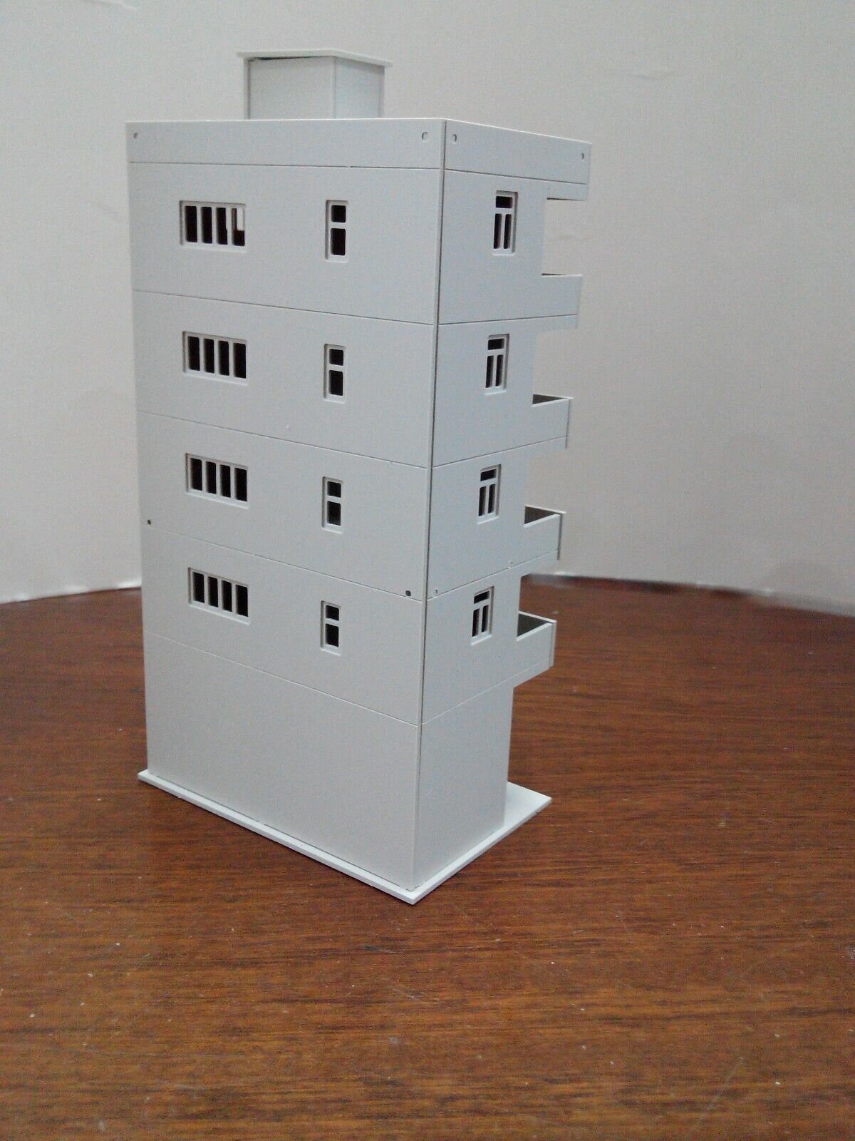 HO scale building Apartment Building 1:87 for HO gauge | Etsy