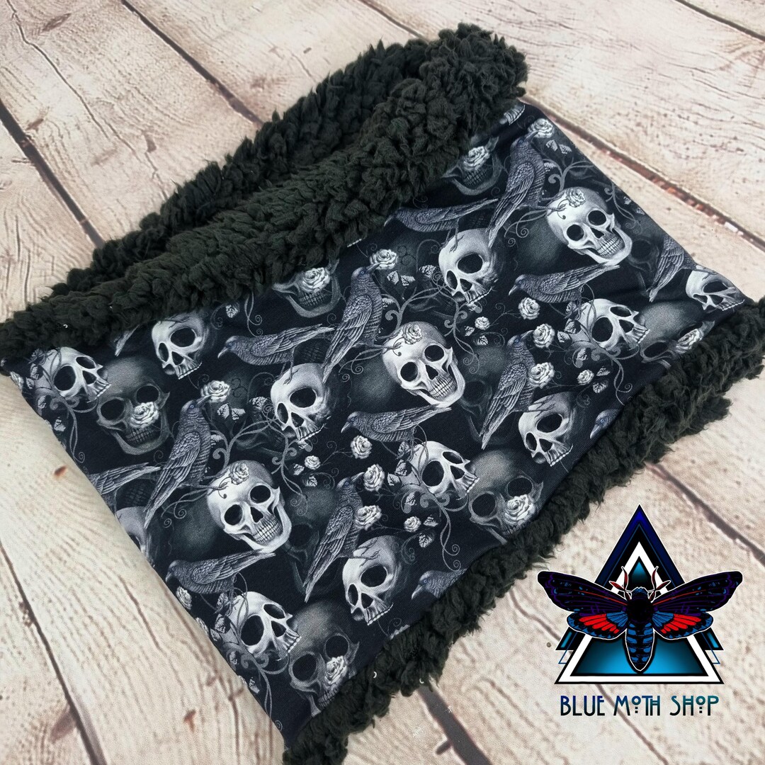 Raven Skulls Snood, Halloween Autumn Warm Winter Scarf, Spooky Unisex ...