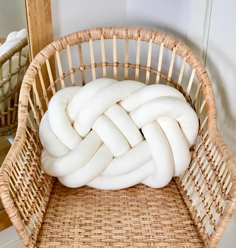 White Knot Pillow Infinity Knot Cushion Scandinavian Knot - Etsy
