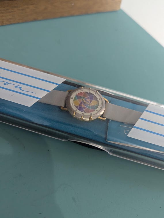 AVON 1980s Vintage Watch, Avon 1980s Color Watch, 198… - Gem