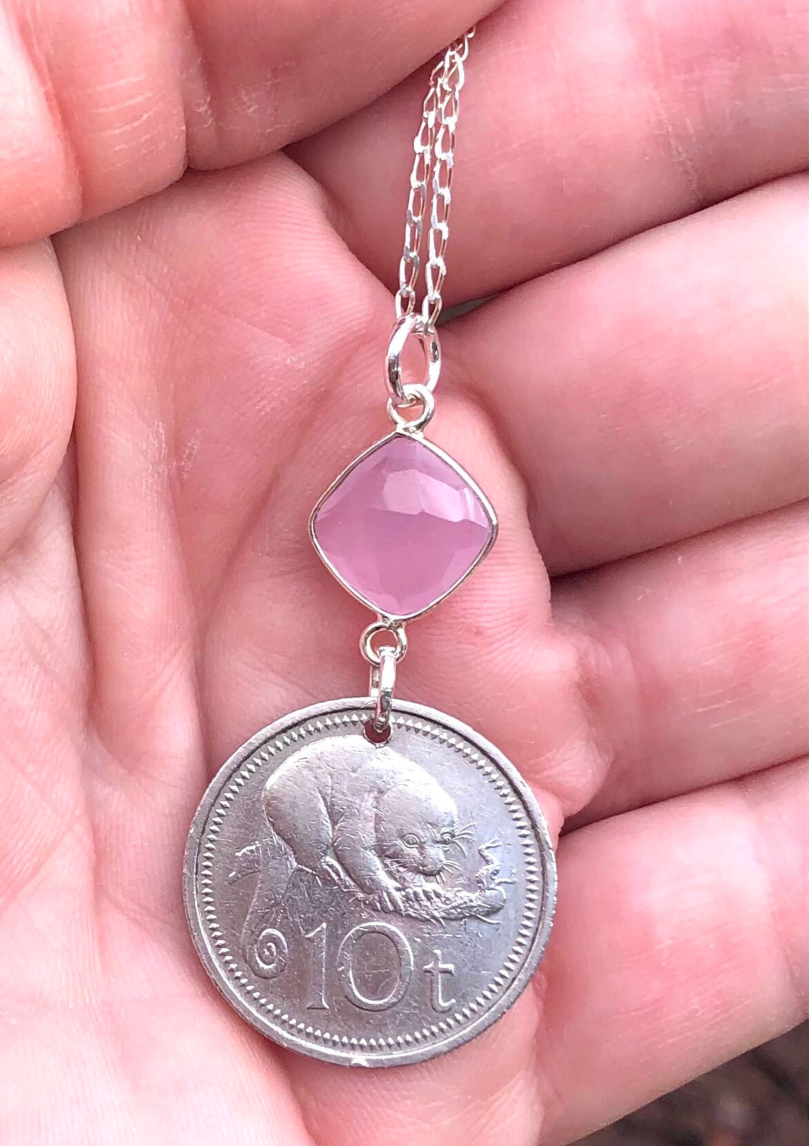 1995 Papau New Guinea 10 Toea Coin With Natural Pink - Etsy