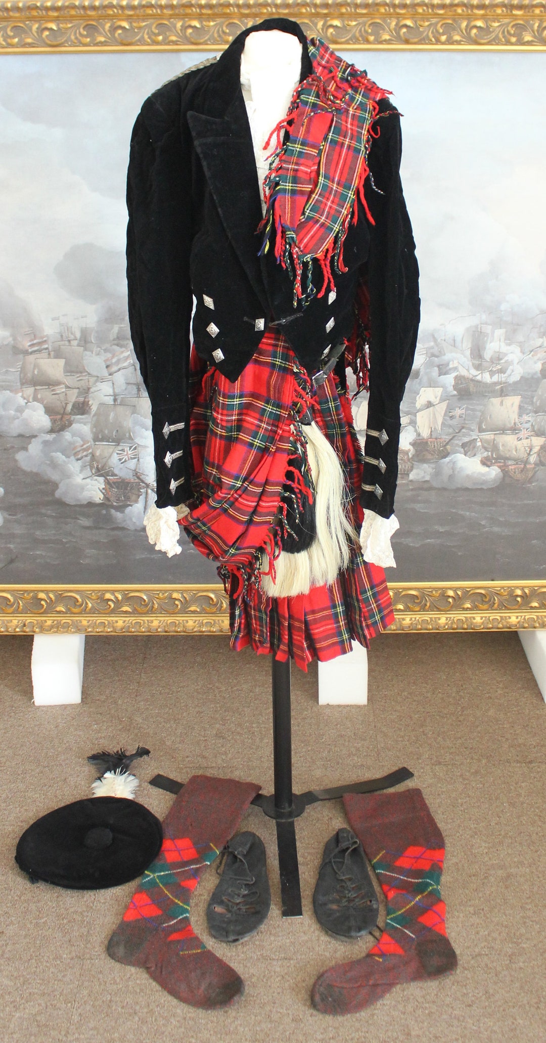 Original Highlanders Outfit. Collectable Traditional Scottish Costume ...