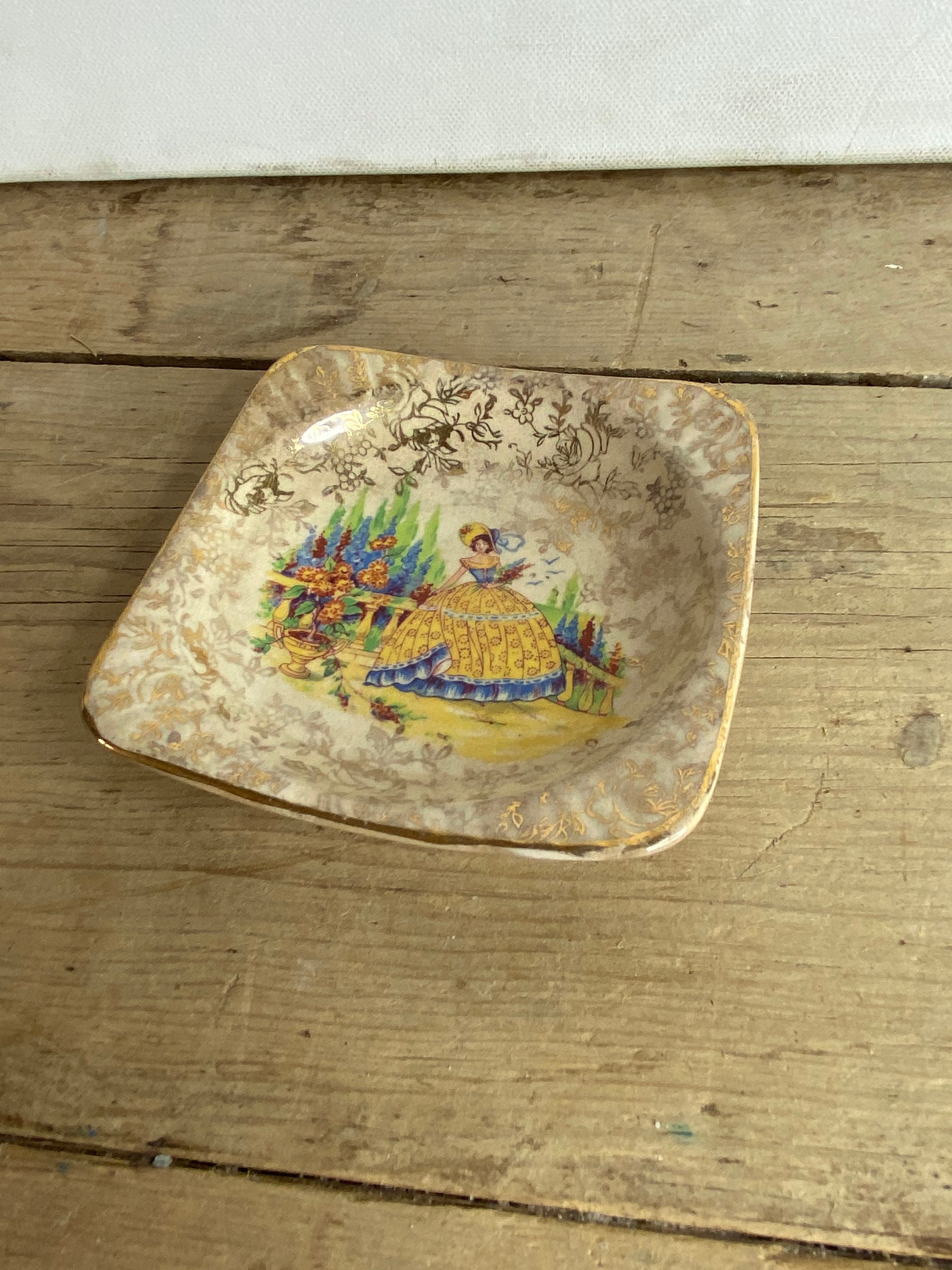 Vintage Empire Ware Chintz Crinoline Lady Pattern Small Square Ashtray ...