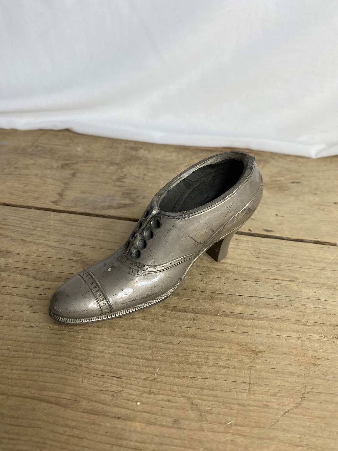 Vintage Art Deco Pewter Shoe Ornament. in Good Condition - Etsy