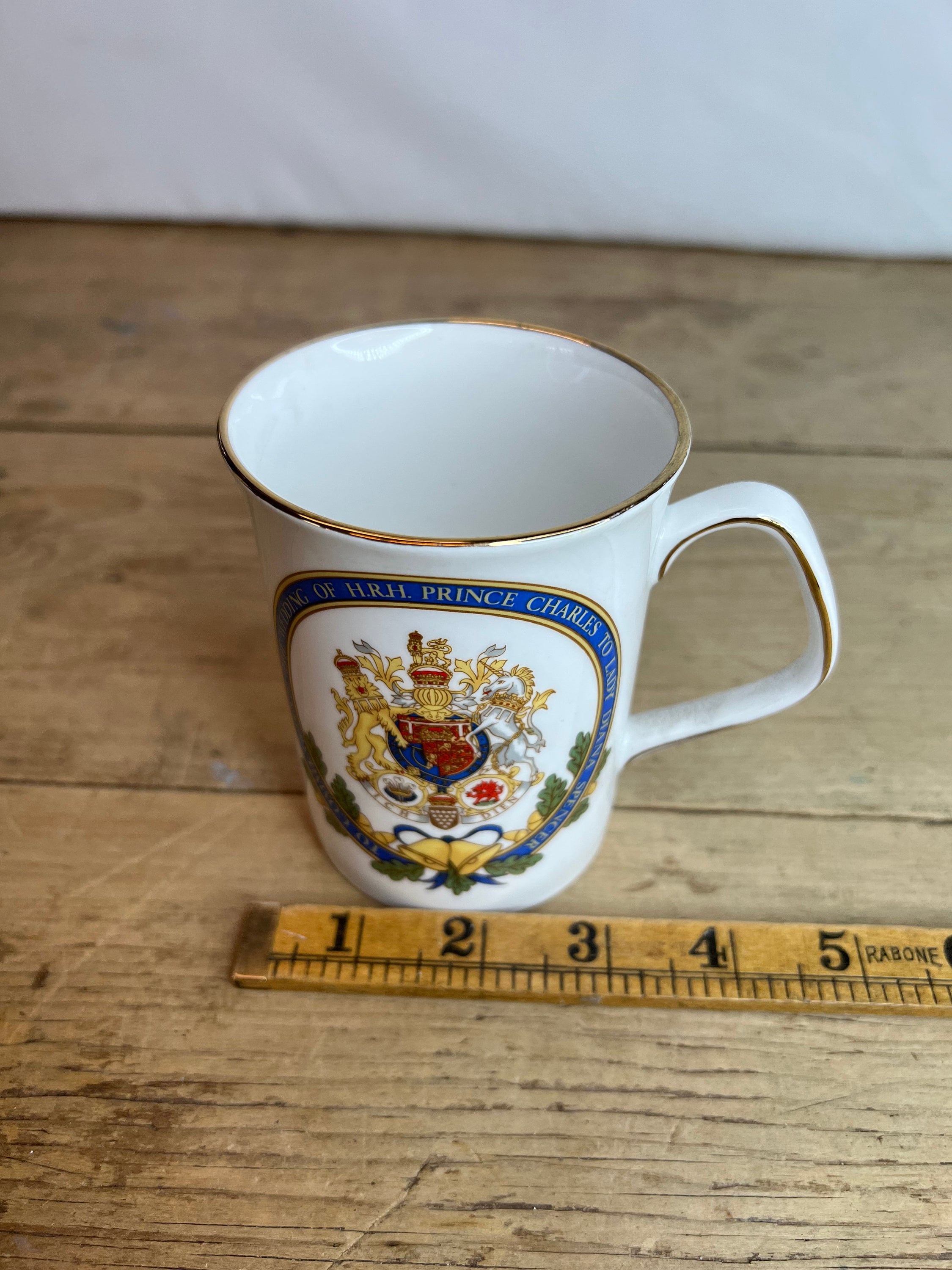 Vintage Elizabethan Pottery for Ringtons Royal Wedding Andrew - Etsy UK