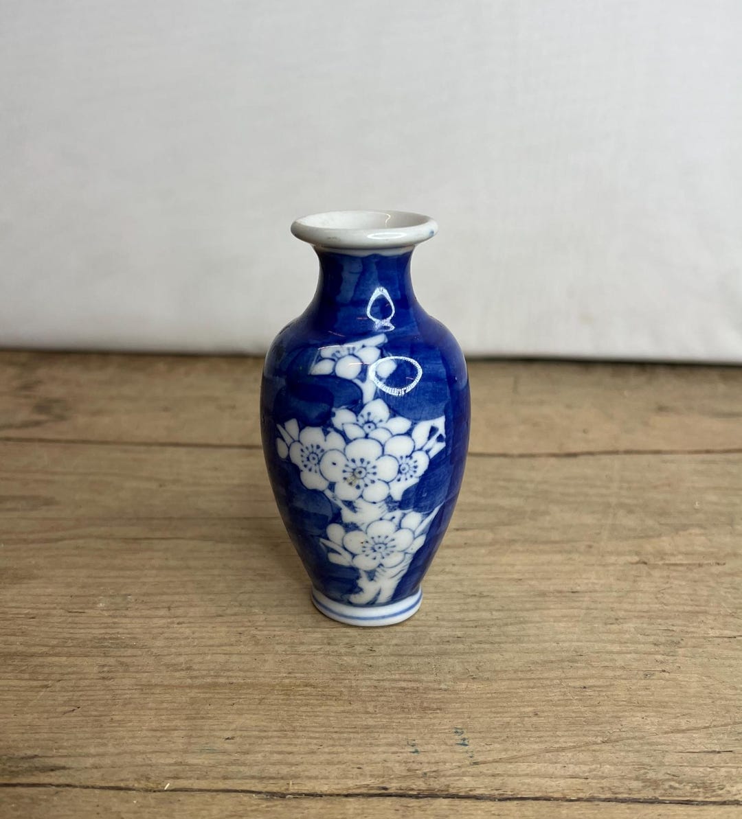Vintage Chinese Style Vase, Small With Blue Glaze. in Good Condition - Etsy
