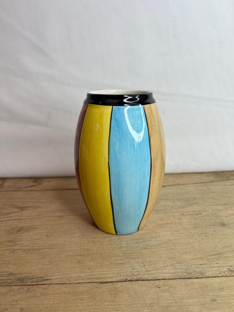 Jarrón vintage Kelsboro Ware de rayas brillantes - Diseño llamativo. En ...
