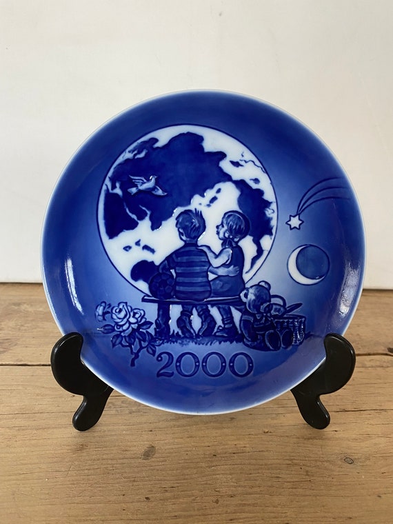 Royal Copenhagen The Millennium Plate Plate Collectibles Art ...