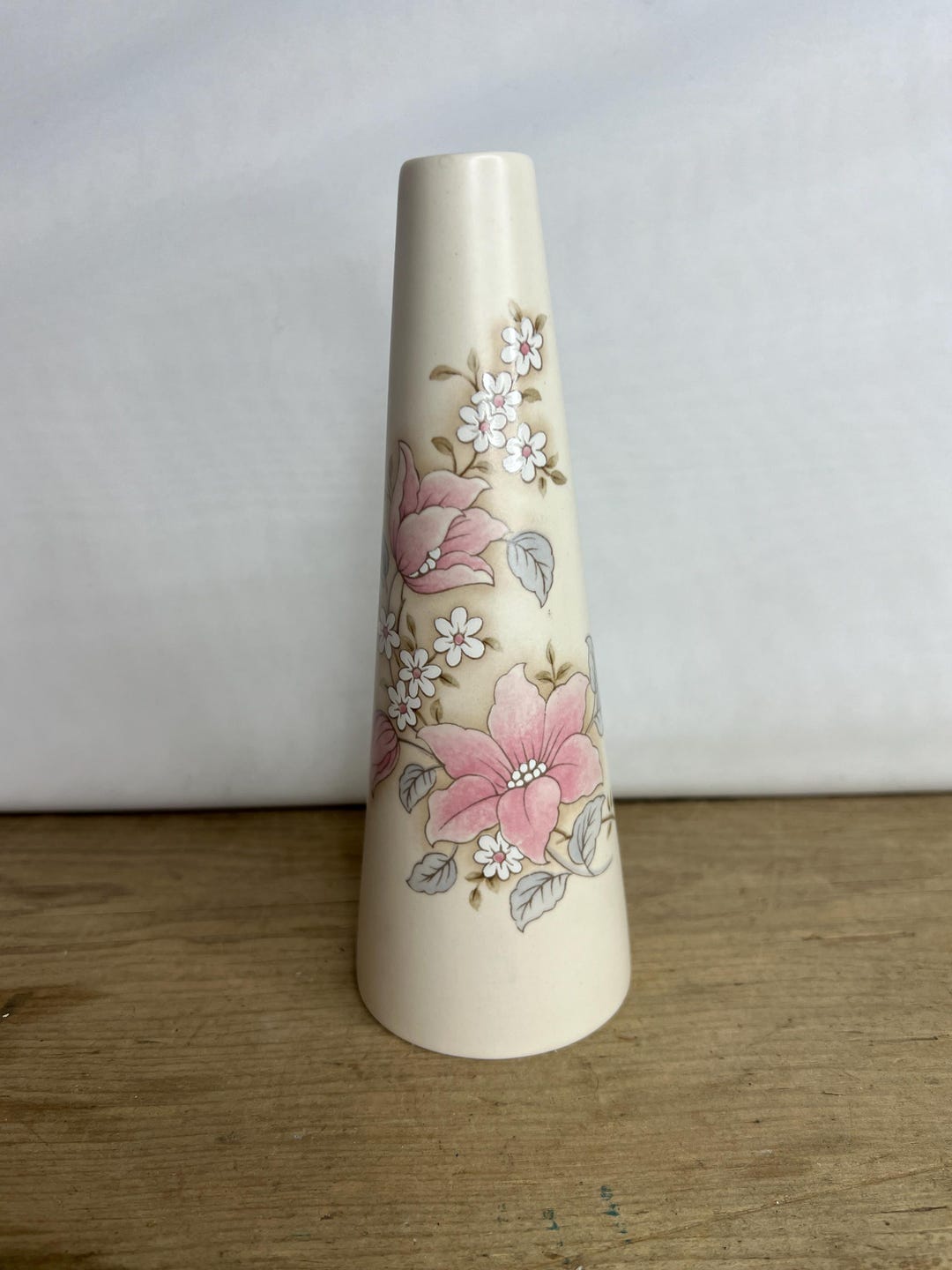 Vintage Aldridge Pottery Longton Cream Tall Vase With White and Pink ...