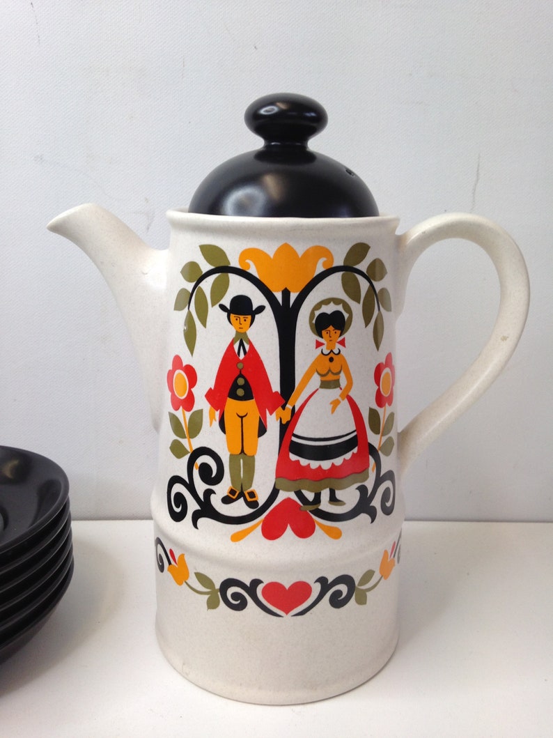 Vintage Sadler Quaker Boy and Girl Pattern Coffee Pot, 6 Coffee Cans ...