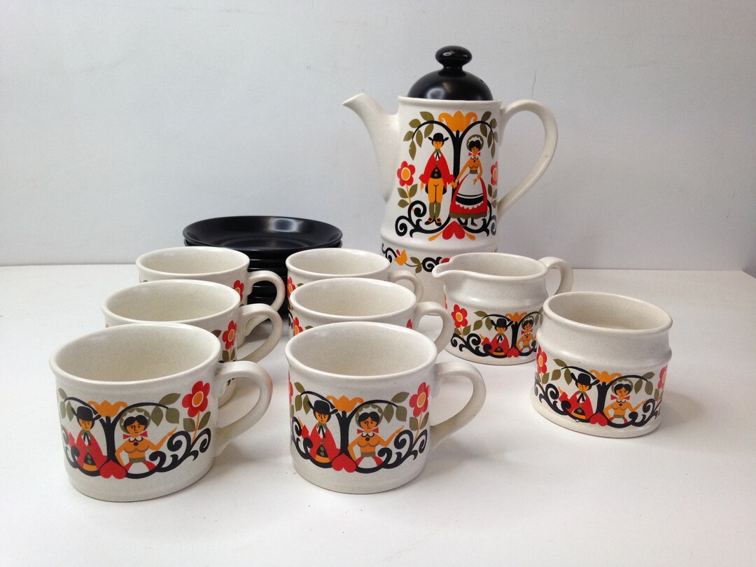 Vintage Sadler Quaker Boy and Girl Pattern Coffee Pot, 6 Coffee Cans ...