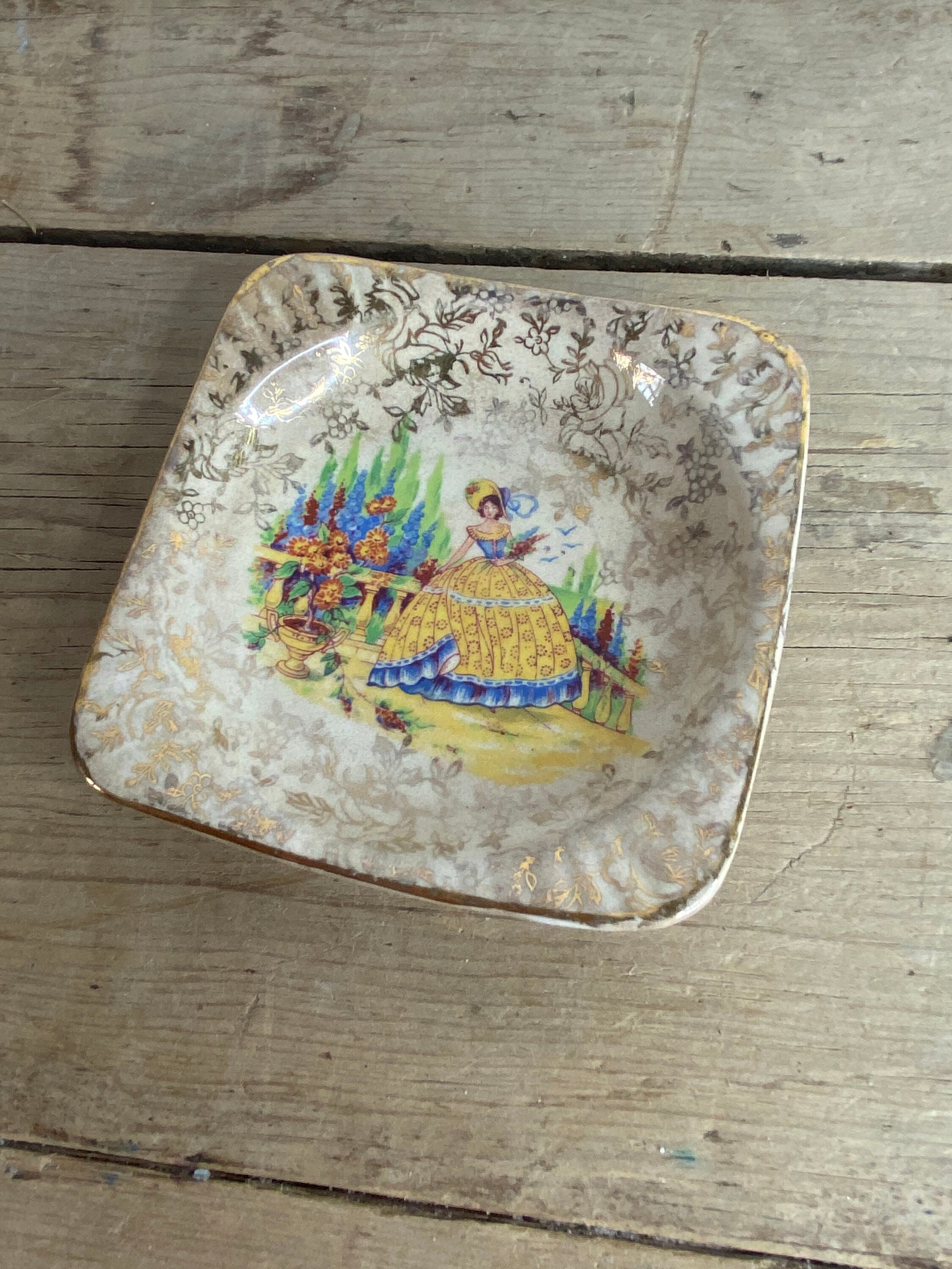 Vintage Empire Ware Chintz Crinoline Lady Pattern Small Square Ashtray ...