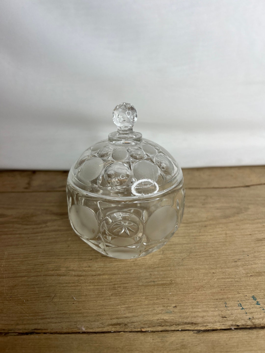Vintage Very Pretty Cut Glass Round Storage Jar / Pot With Lid Cut ...
