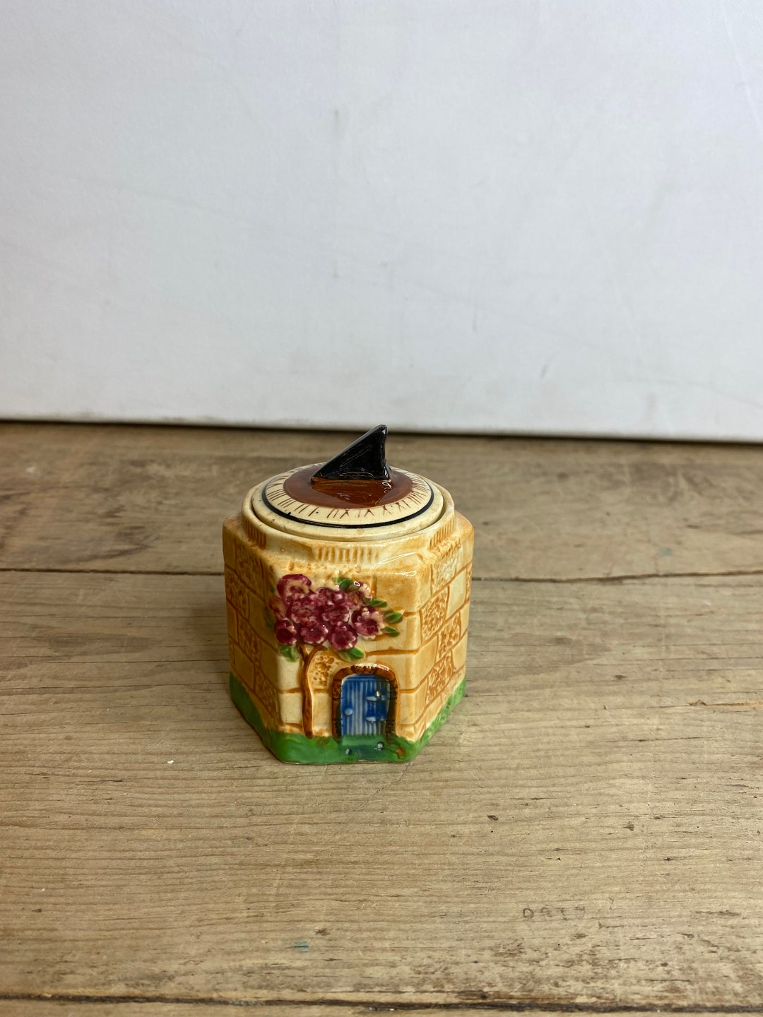 Vintage Suvesco Walled Garden and Sundial Preserve Pot / Jar Crazed in ...