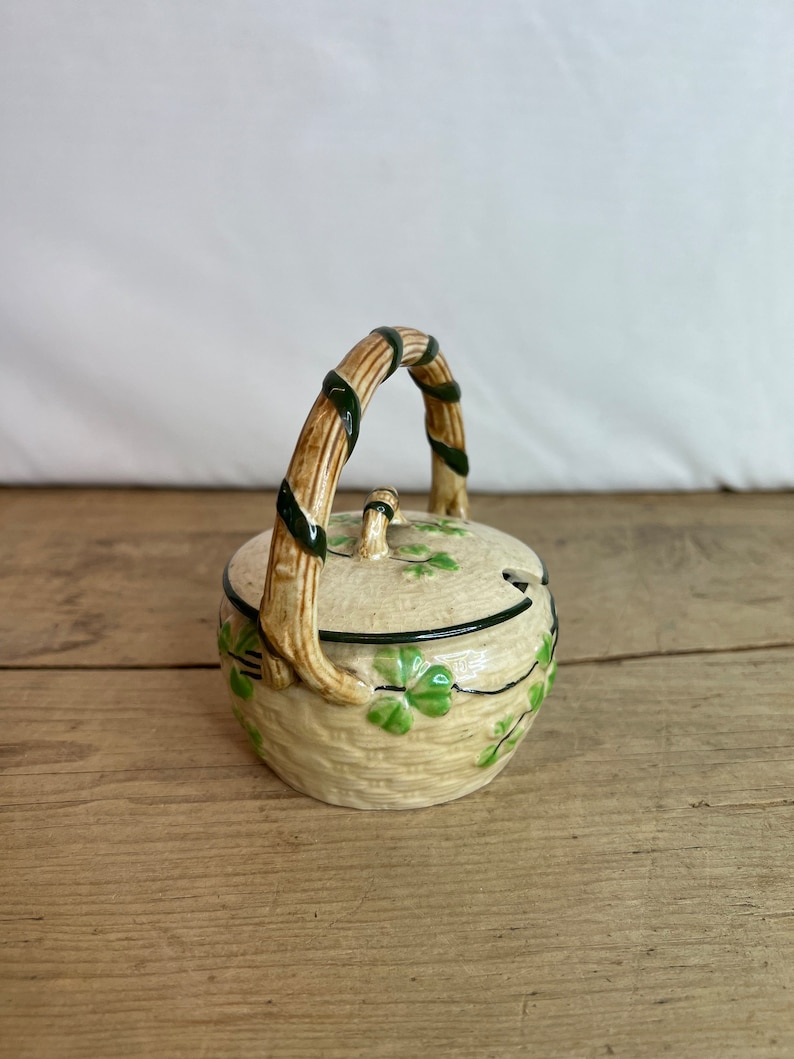 Vintage Marutomo Ware Made in Japan Shamrock Design Basket - Etsy