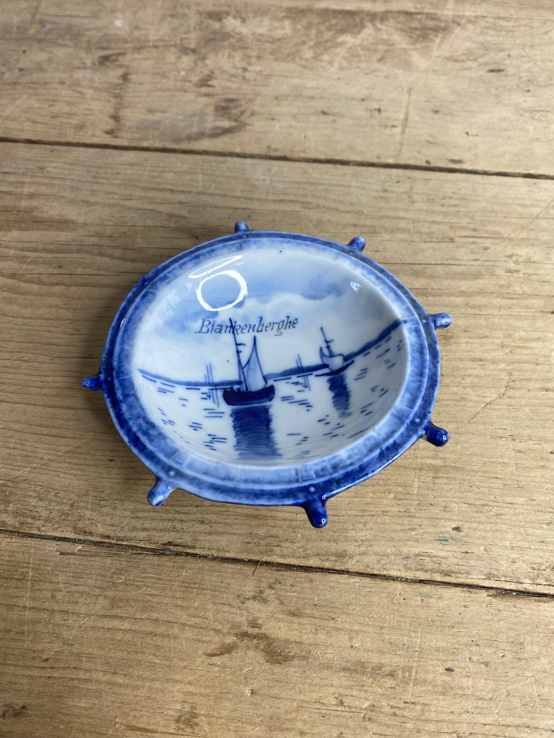 Vintage Delft Blue Handpainted Round Hips Wheel Shaped Little Dish With ...