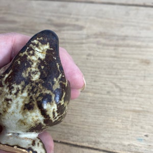 Vintage Quirky Stylised Studio Pottery Wren Bird Brown & Cream Cute ...