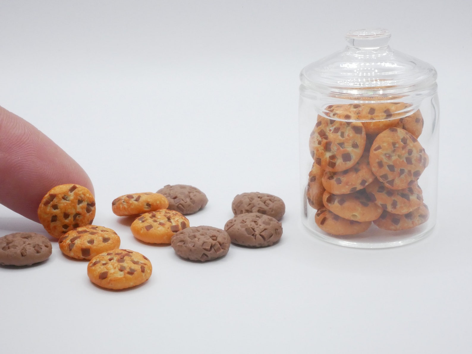 Miniature 20*cookies in Glass Jar Food Clay Dollhouse Handmade Decor 1/ ...