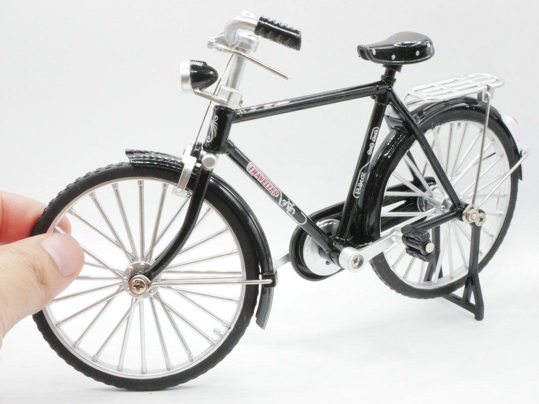 1:10 Miniature Metal Bicycle Model Mini Bicycle Decoration Dolls 1/10 ...
