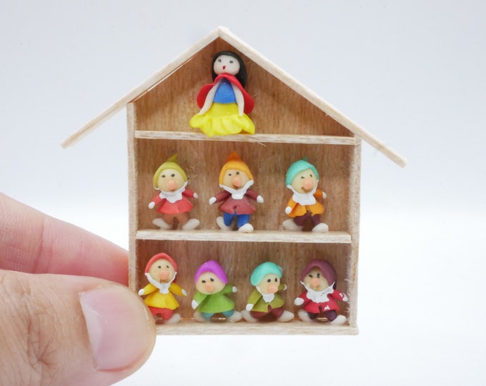 Miniature Snow White & Seven Dwarfs Clay in Wood Frame (random ...