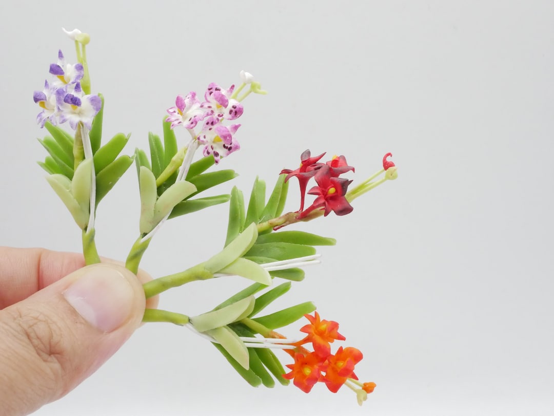 1 Pc Miniature Dendrobium Orchid (SS) Clay Dollhouse Handmade Decor 1: ...
