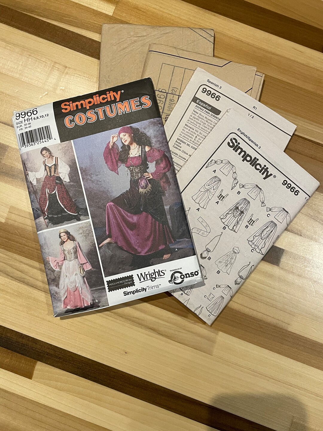 Misses' Fantasy Medieval Renaissance Gypsy Maiden Barmaid Costumes Out ...