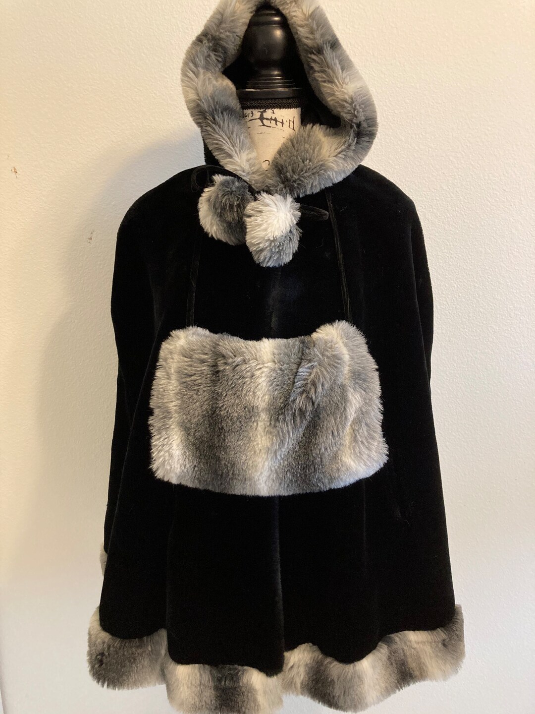 Vintage KC Collections Girls Black and Gray Faux Fur Cape and Muff. - Etsy
