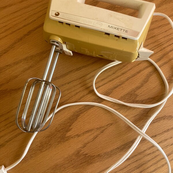 Antique Hand Mixer - Etsy