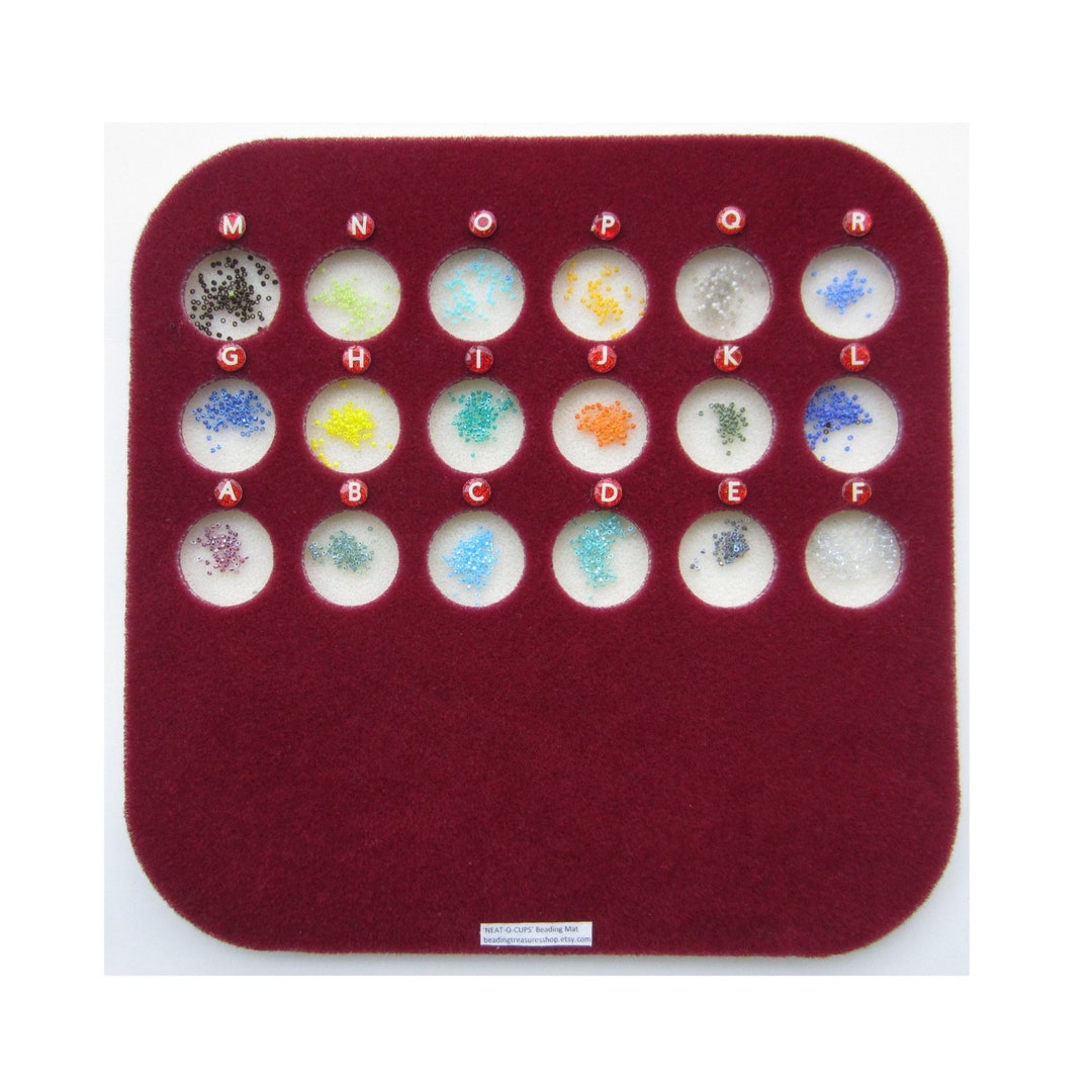 Bead Separator Organizer Lettered Bead Mat A to R With Work Space at ...