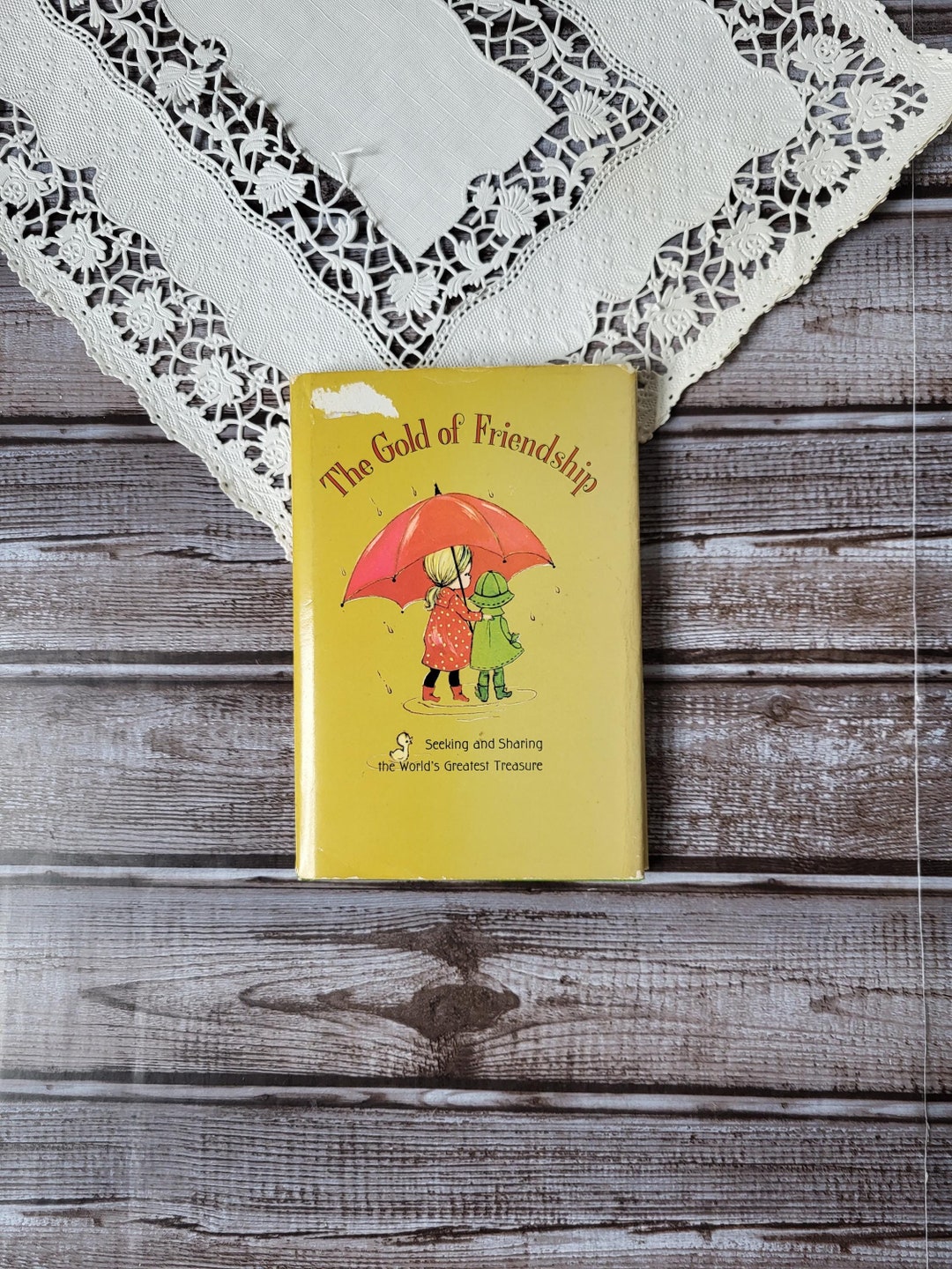 The Gold of Friendship, Vintage Hallmark Book, Kitschy Images, Birthday ...