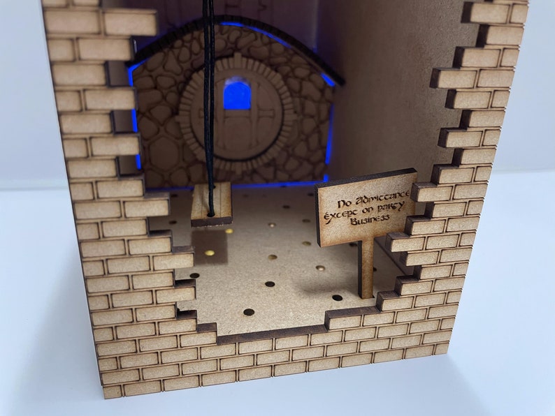 Hobbit / LOTR Themed Book Nook Shelf Insert - DIY Alley Book Nook Kit ...