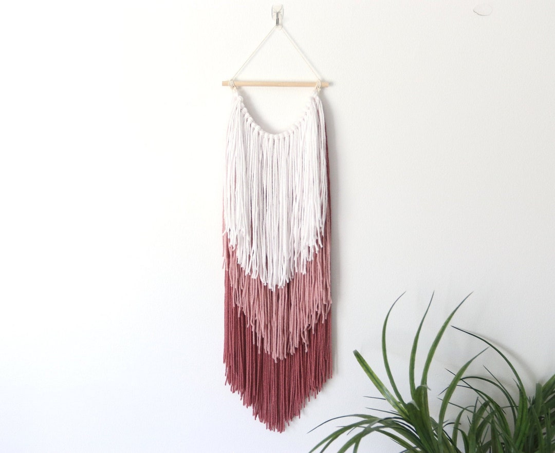 Pink Ombre Yarn Wall Hanging / Medium Colorful Macrame / Long - Etsy