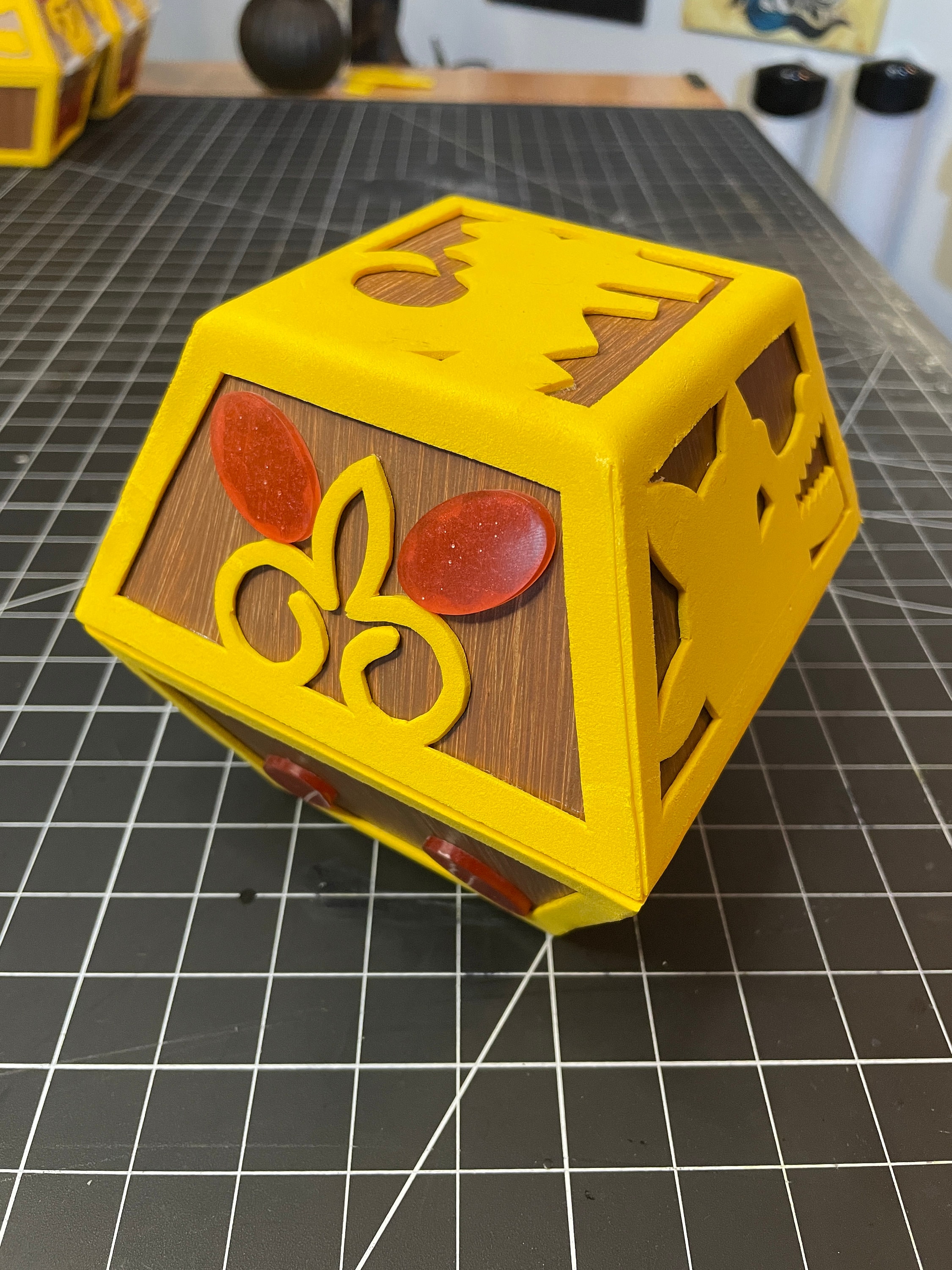 Dragon Tales Box W. Scale - Etsy