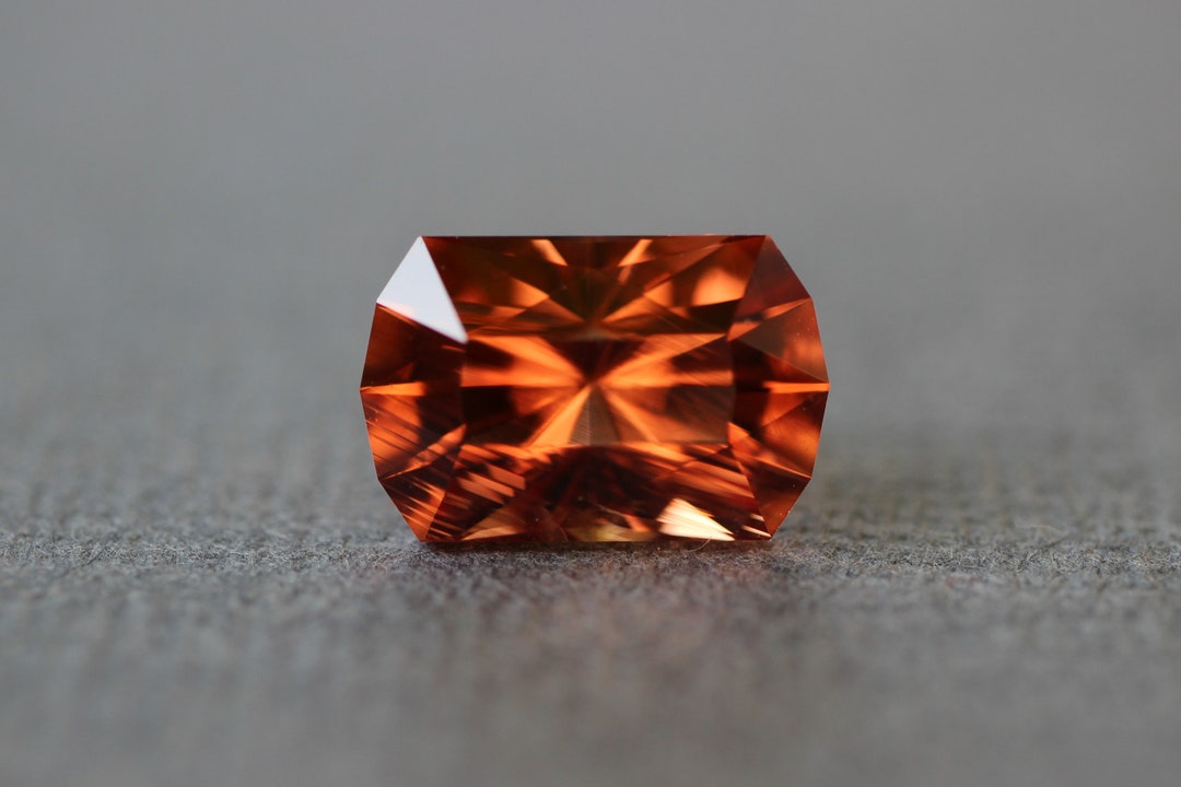 Imperial Color Oregon Sunstone Gemstone 3.59ct - Etsy