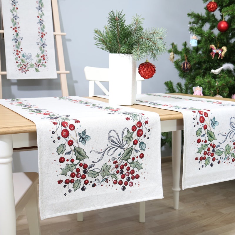 Christmas Table Runner - Etsy
