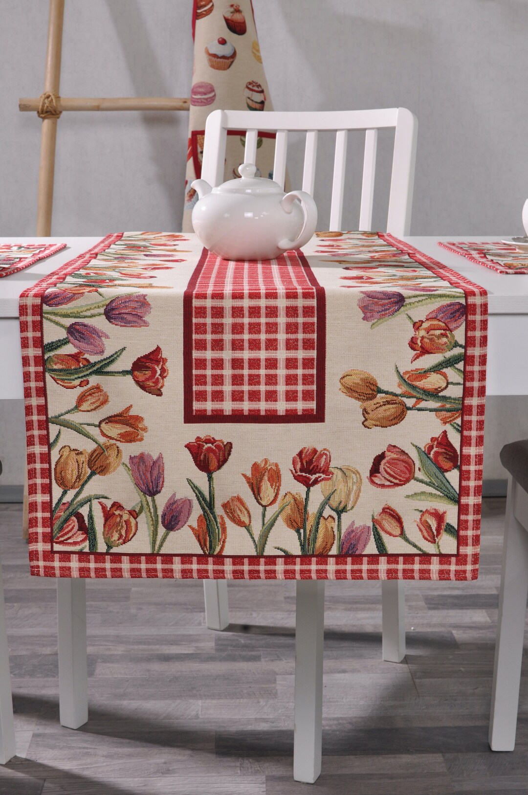 Tapestry Table Runner With Asorti of Tulips. Jacquard Table Runners ...