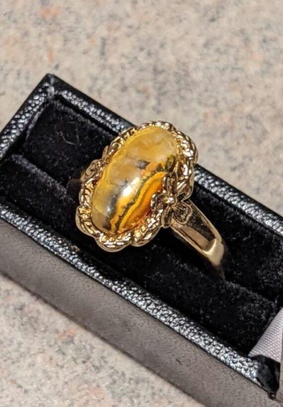 Vintage Natural Bumblebee Agate Filigree Statement - Gem