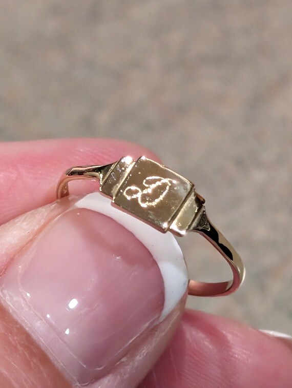 Dainty Victorian Initial "D" Script 14K Solid Yellow … - Gem