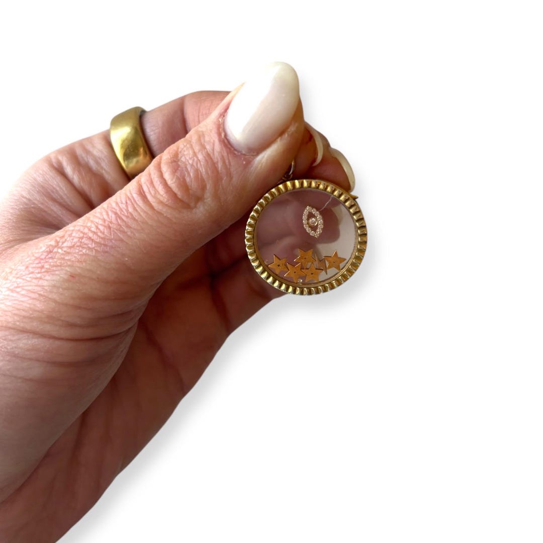 Gold Fluted Floating Charm Locket Necklace – Personalized Floating ...