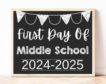 Printable First Day of School Sign, First Day of School Chalkboard Sign ...