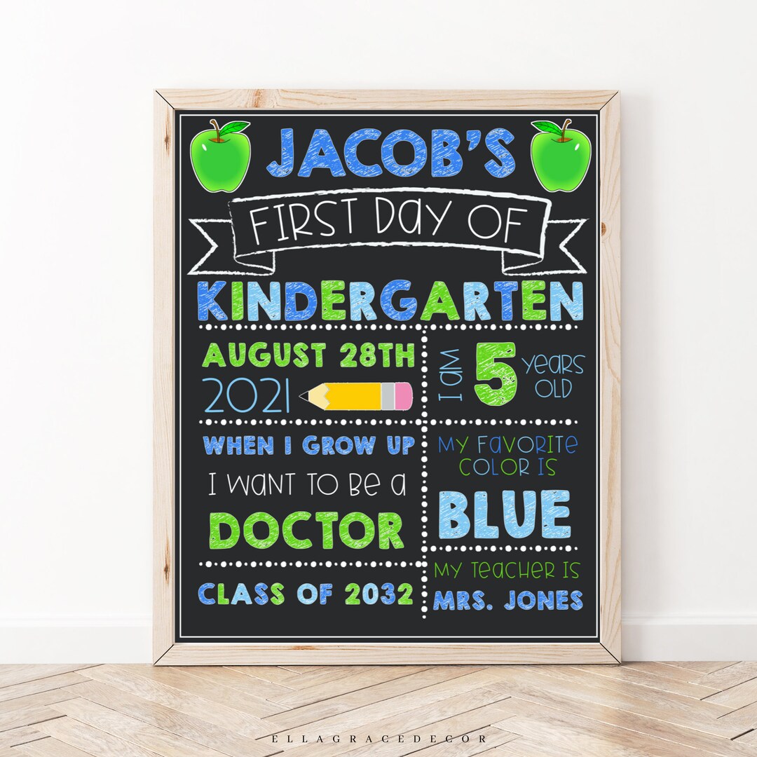 Editable Blue First Day of School Chalkboard Sign, Reusable First Day ...