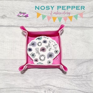 Shell Wipe Set Embroidery Designs in the Hoop (includes 2 Sizes of ...