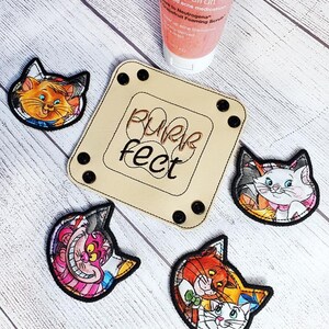 Cat ITH Tray and Wipe Set (includes Trays and Wipes in 2 Sizes) Designs ...