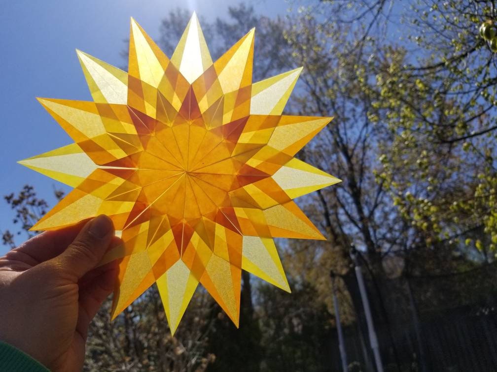 No. 35 - Radiant Star in 2 Colours - Yellow & Golden Yellow 16-point ...