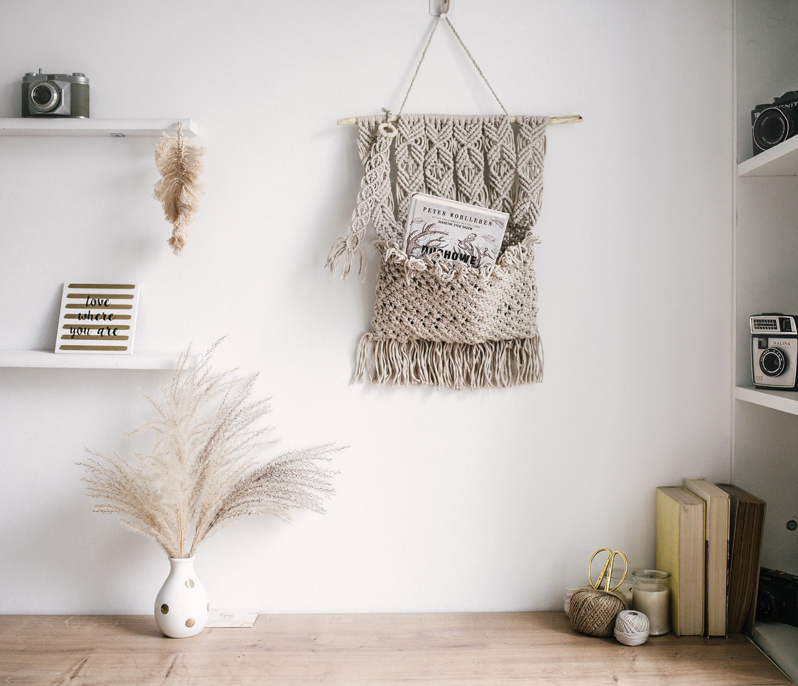 MACRAME BOOK HANGER Wall Pocket Wall Organizer Wall | Etsy