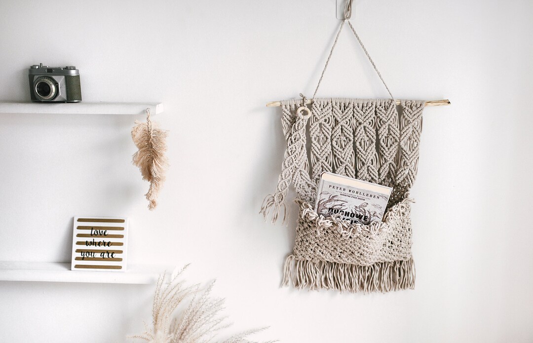 MACRAME BOOK HANGER, Wall Pocket, Wall Organizer, Wall Hanging, Natural ...