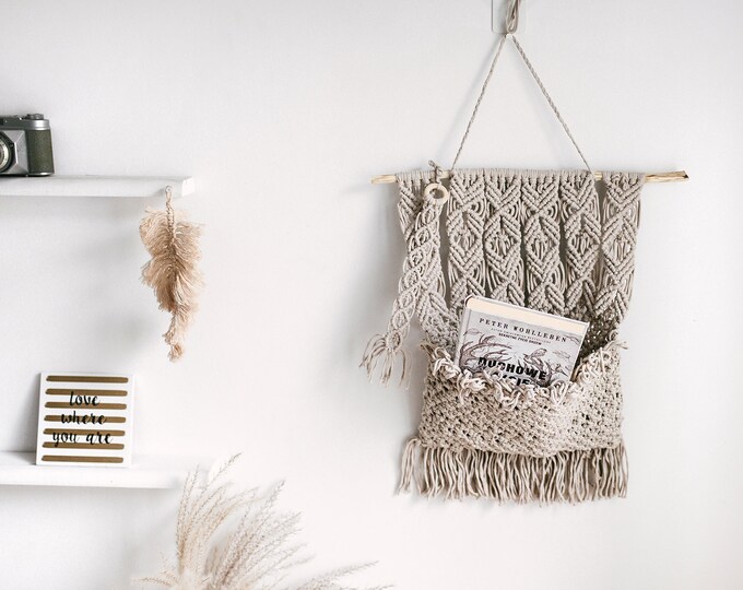 MACRAME BOOK HANGER, Wall Pocket, Wall Organizer, Wall Hanging, Natural ...