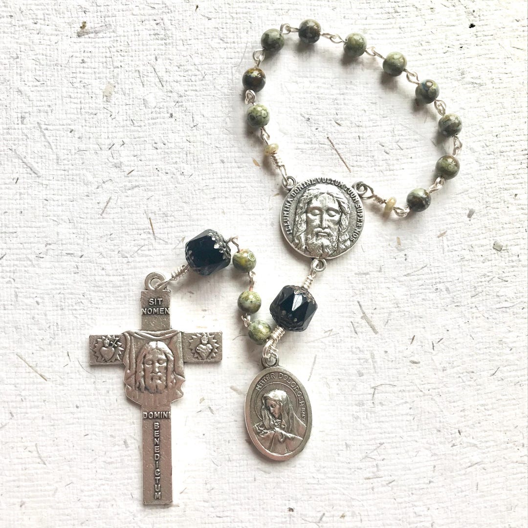 Holy Face of Jesus Single Decade Rosary: Chaplet, Shroud of Turin, Veil ...